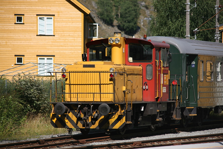 rangierdiesel.de - Foto Gmeinder 5563